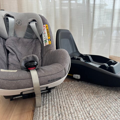 Maxi-Cosi Pearl Pro med base | FINN-torget