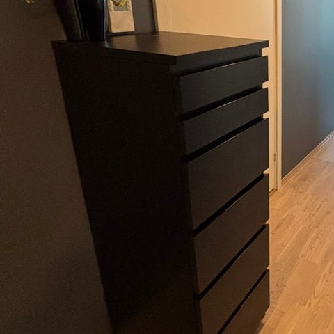 Sort Malm-kommode med 6 skuffer 80x123 cm | FINN-torget