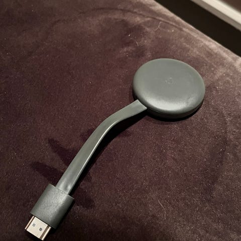 Google Chromecast streaming-enhet svart | FINN-torget