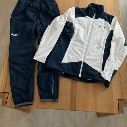 Swix dame skidress Strl. L (mer som M). Elegant i skisporet? | FINN-torget