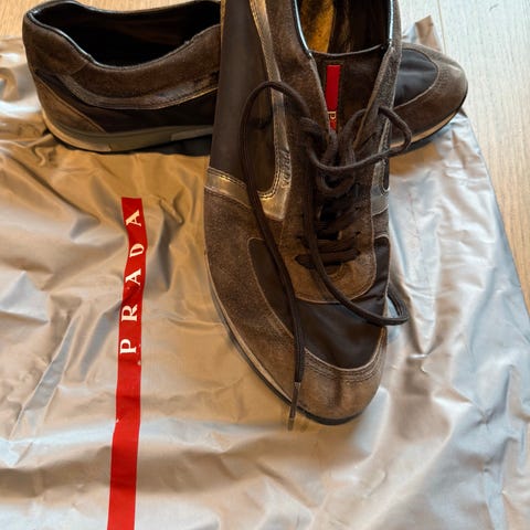 Prada sneakers størrelse 8 | FINN-torget