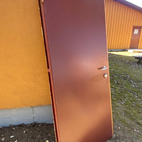 Dobbel ståldør brun 150x210 | FINN-torget