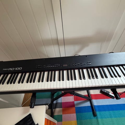 Casio Privia PX-S1100 digitalt piano hvit piano | FINN-torget