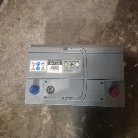 Kraftig Jumpstarter på hele 21800mah nå kun kr 1200,- | FINN-torget