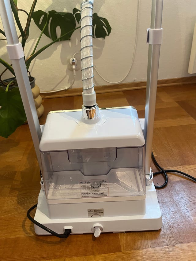 Murphy Copenhagen strykebrett med steamer til salgs! Aldri brukt ...