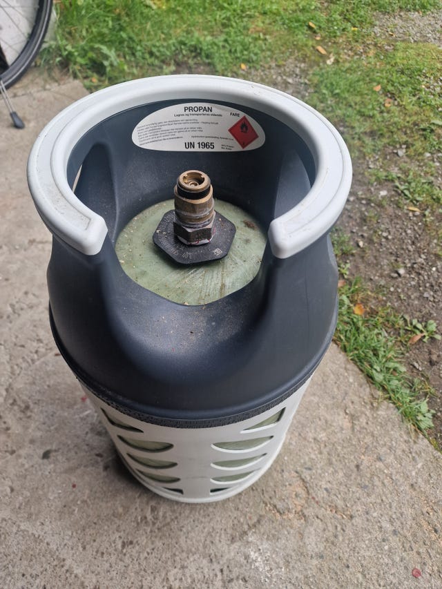 Gassflaske 10kg med fult gass.propan gass | FINN torget