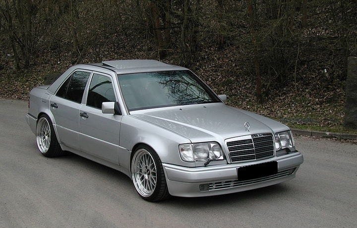 MERCEDES E KLASSE W124 - E500 - BODY KIT | FINN torget