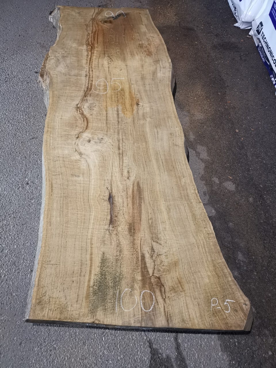 Eksklusiv eik planker som er fra 100cm - 120cm bredde | FINN torget