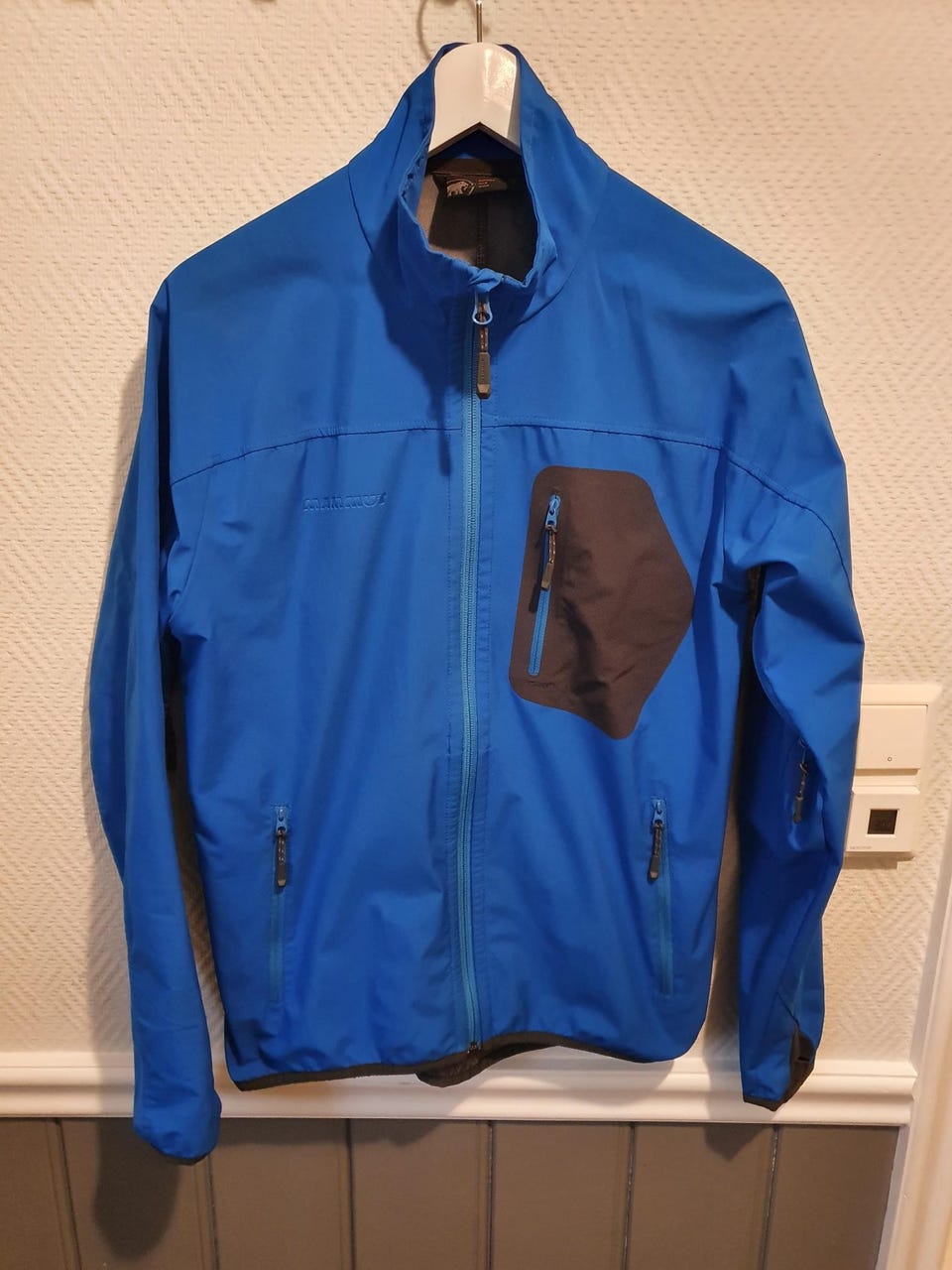 Sweet Protection Curve Gore-Tex Parka, parkas, herre | FINN-torget