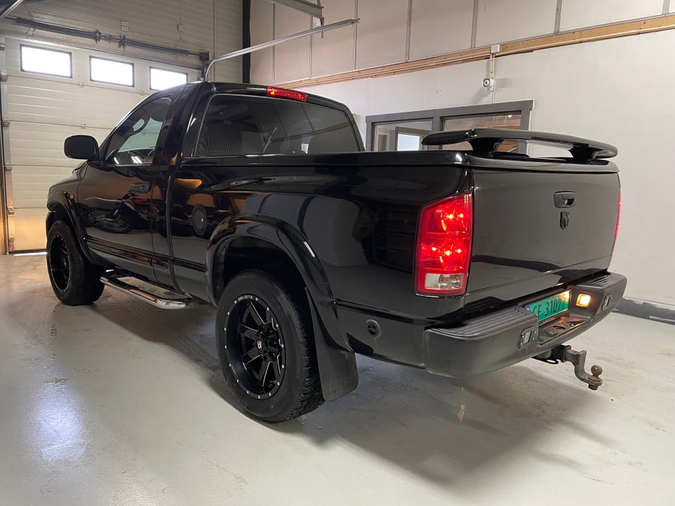 Bruktbil til salgs: Dodge RAM - 2005 - Svart - 350 hk - Pickup | FINN.no
