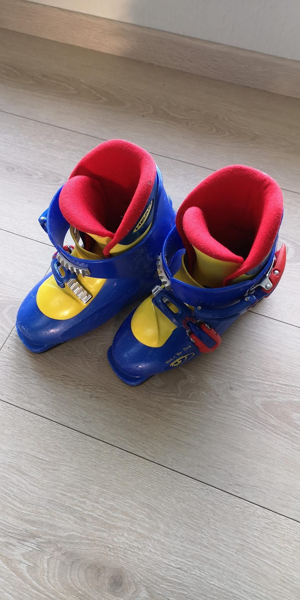 Skisko Alpina størrelse 36 NNN ROTTEFELLA BINDINGER | FINN-torget