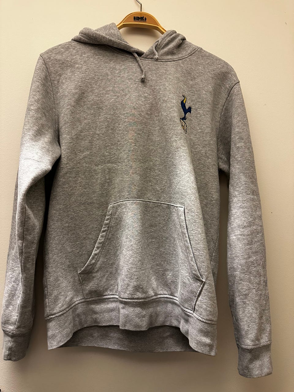 Brann julegenser ønskes kjøpt | FINN-torget