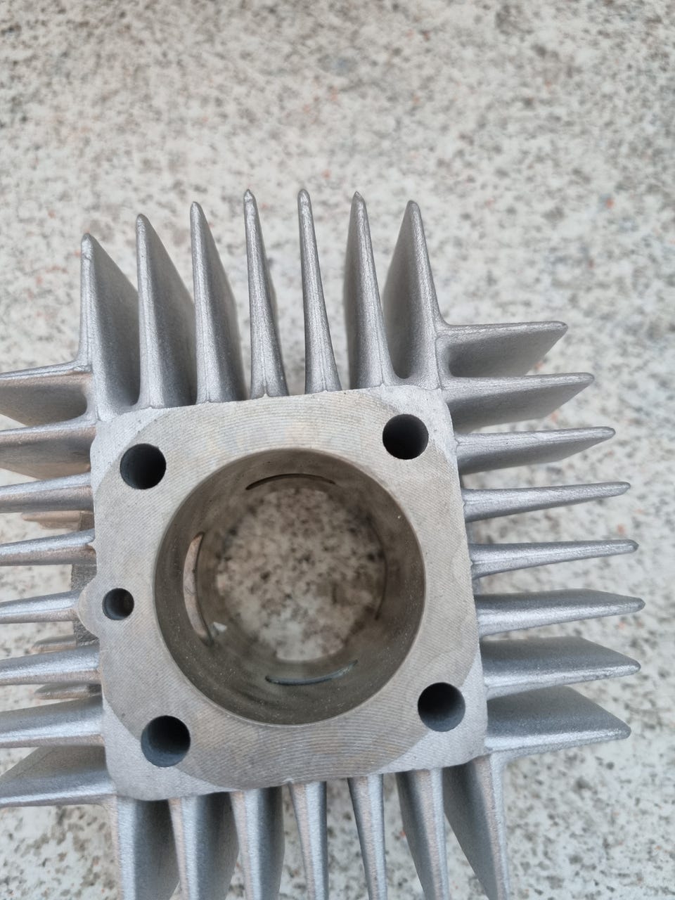 Ny trim sylinder til puch maxi | FINN torget