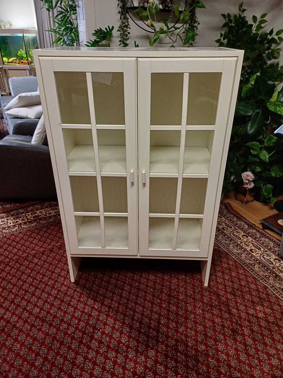 Hyller til bod /garasje osv følge med så alle kan bli like høye som den ...