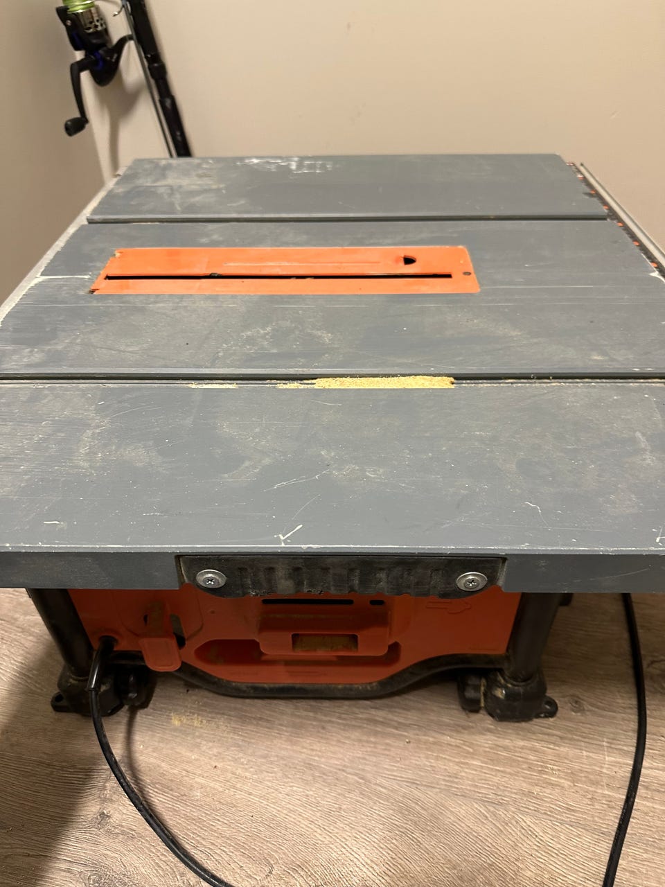 Bordsag selges | FINN-torget