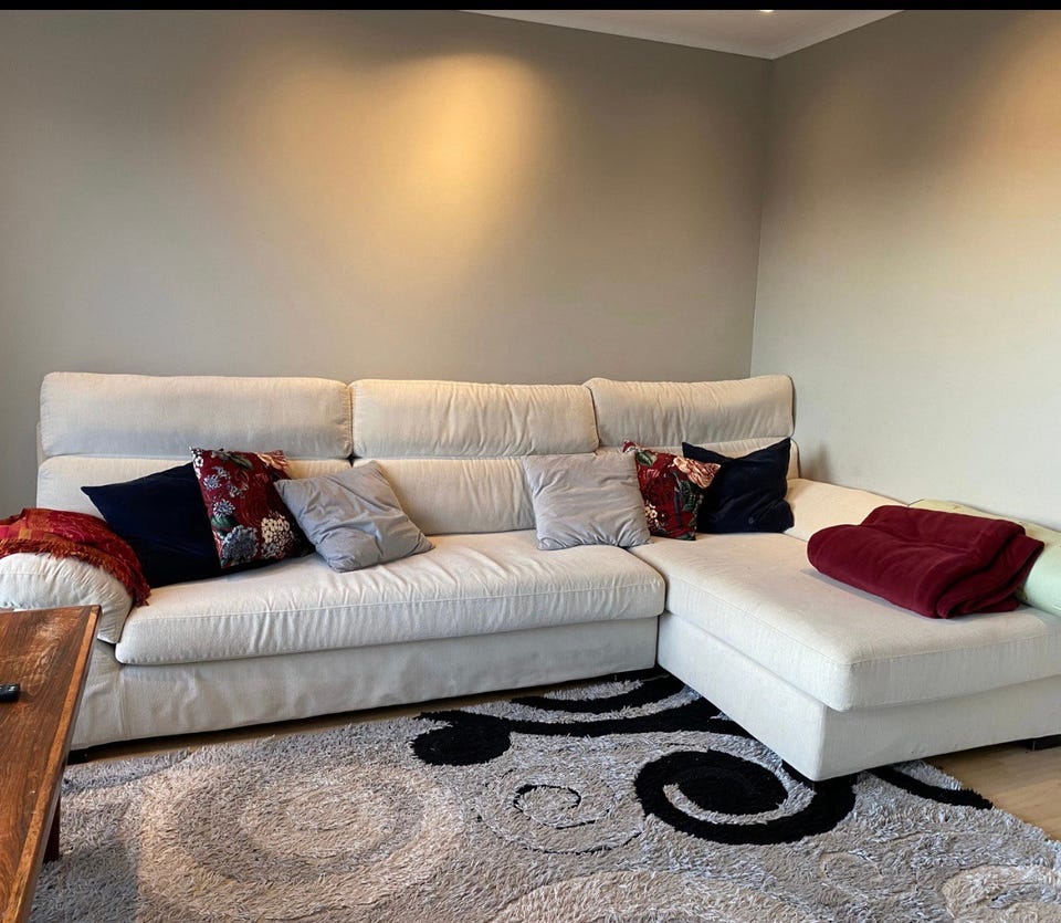 Stor sofa selges billig! | FINN-torget