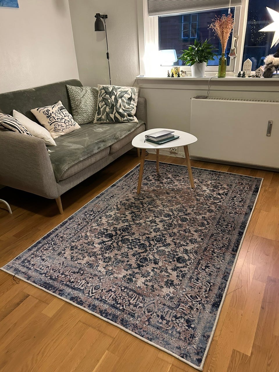 Gulv teppe hvitt | FINN-torget