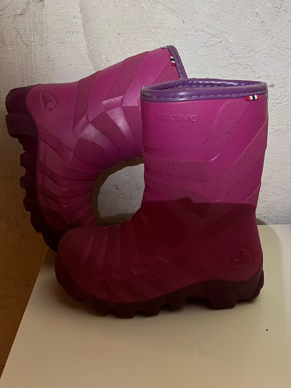 cherrox fra Viking str.29 | FINN-torget