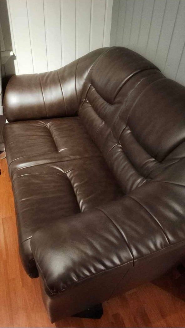 Brun Skinnsofa fra Fagmøbler | FINN-torget