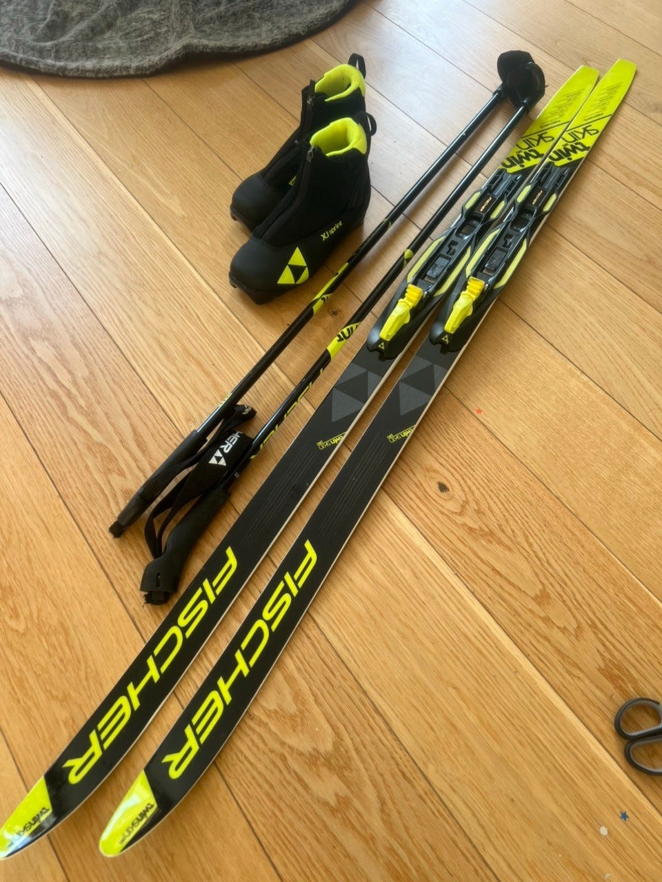 Felleski, skisko og staver til barn | FINN-torget