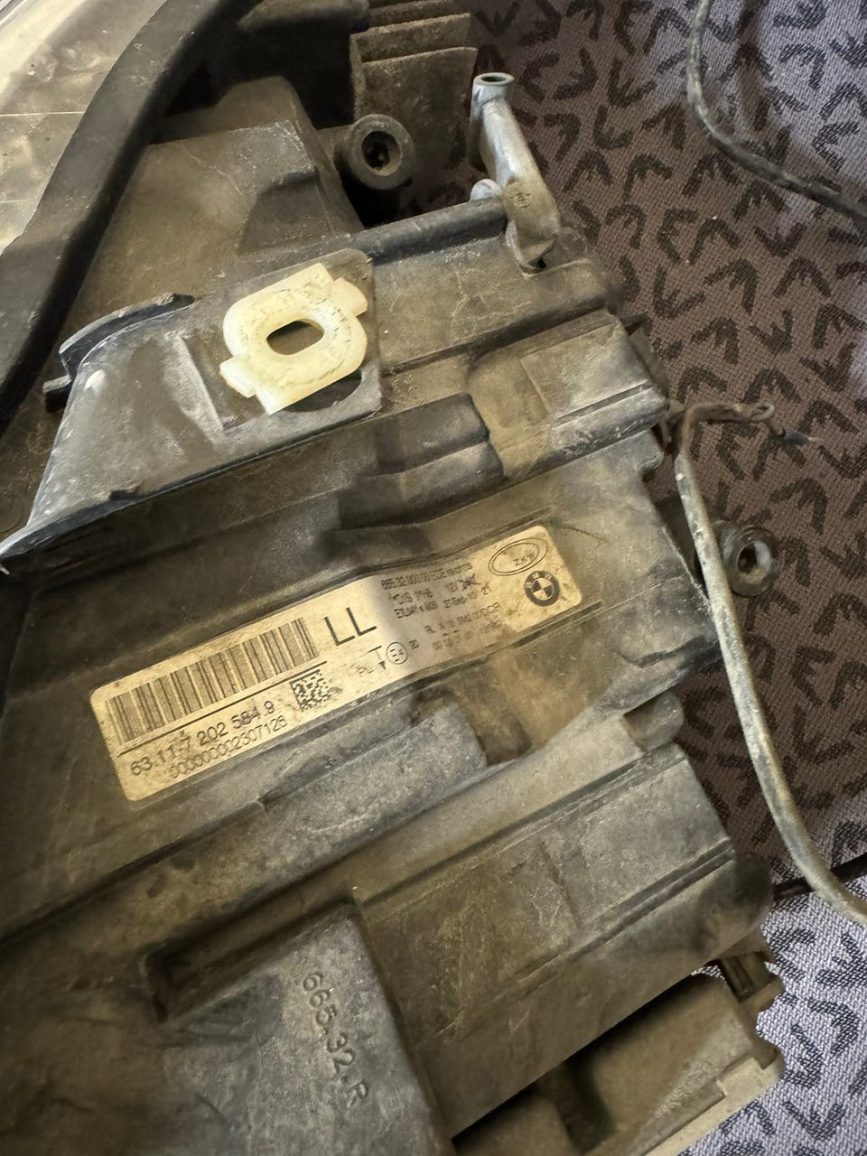 BMW E9x facelift frontlykter | FINN-torget