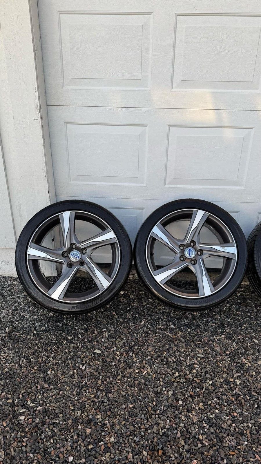 Volvo R-design felger med dekk | FINN-torget