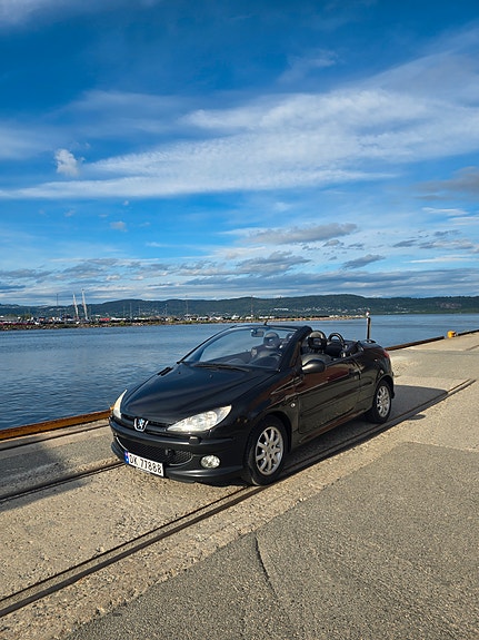 Bruktbil til salgs: Peugeot 206 - 2005 - Svart - 110 hk - Cabriolet ...