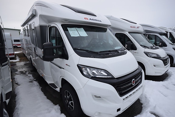 Bobil til salgs: Adria Matrix Plus M 670 SL - Fiat 6 2,3 150HP 35L - 2019 - Delintegrert - 150 ...