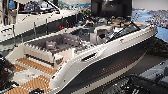 Til salgs: Uttern D70 Premium Edition Mercury F 225 V6 - Innbyttefinans ...