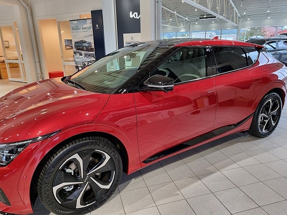 Bruktbil til salgs: Kia EV6 - 2023 - Rød - 328 hk - Kombi 5-dørs | FINN.no