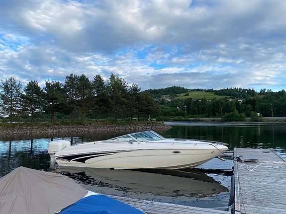 Til salgs: Rinker Captiva 272 - 2001 | FINN.no