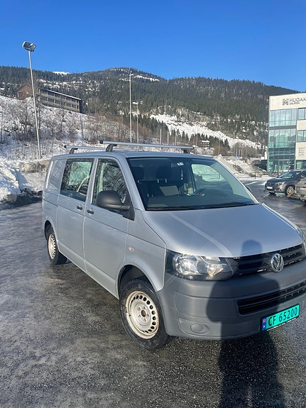 Bruktbil til salgs: Volkswagen Transporter - 2013 - Sølv - 140 hk - Kasse | FINN.no