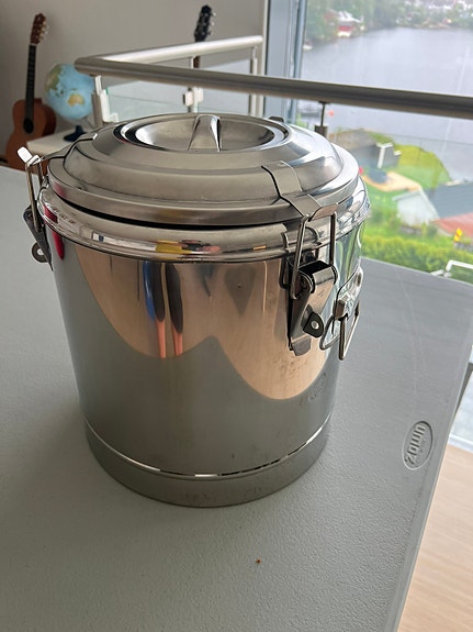 Rustfri matcontainer / STOR mat/pølsetermos | FINN torget