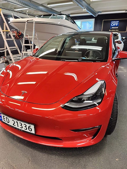 Bruktbil til salgs: Tesla Model 3 - 2021 - Rød - Sedan | FINN.no