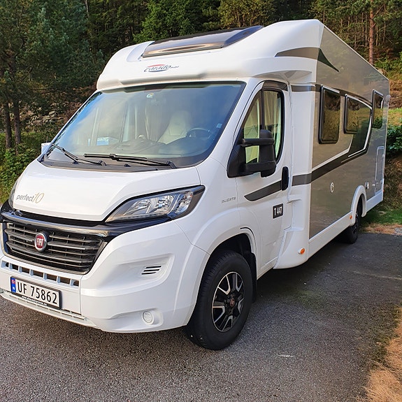 Bobil til salgs: Carado T447 Perfect - 2017 - Delintegrert - 130 hk - 2 300 l | FINN.no