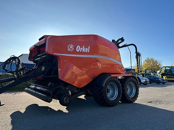 Til salgs: Orkel HIQ Rundballepresse - 2013 | FINN.no