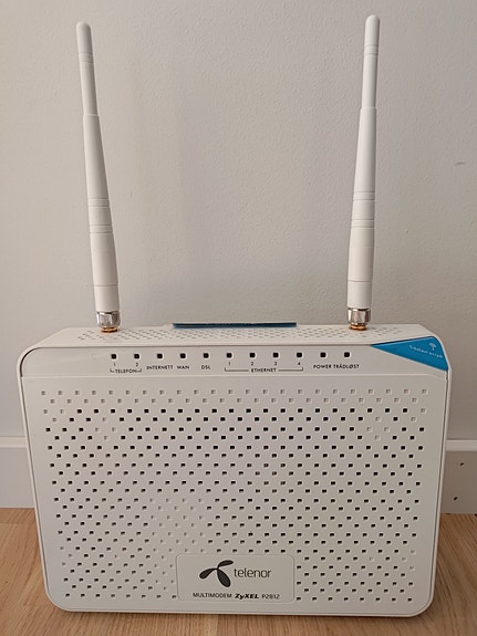 Zyxel P2812 modem / router (Telenor trådløst multimodem) | FINN torget