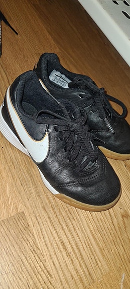 Fotball sko str. 28,29,33,34,35.5, 36.5 | FINN torget