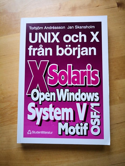Smått antik bok från tidigt 90-tal 🤣 | FINN torget