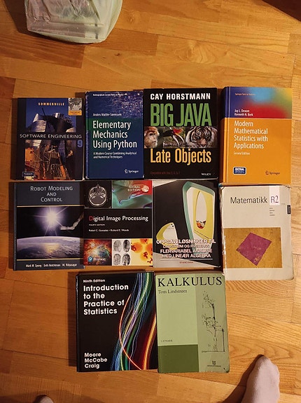 Lærebøker til salgs, matte, informatikk, robotikk | FINN torget