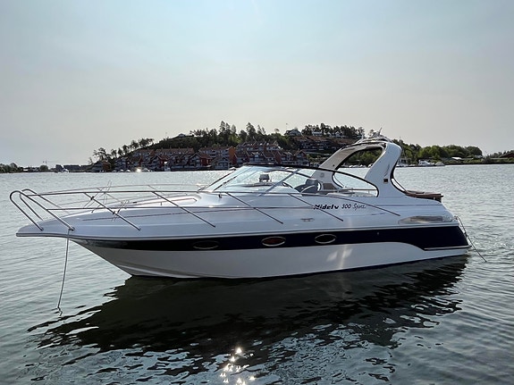 Til salgs: Nidelv 300 Sport - 2004 | FINN.no