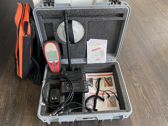 Til salgs: Leica GS20 GPS - 2001 | FINN.no