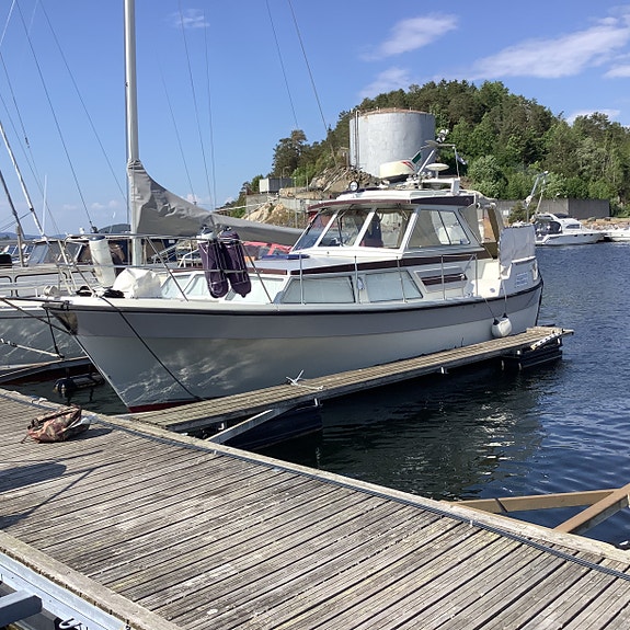 Til salgs: Saga 35 fot med stor akterkabinen 1986 modell. NÅ KR 265.000 ...