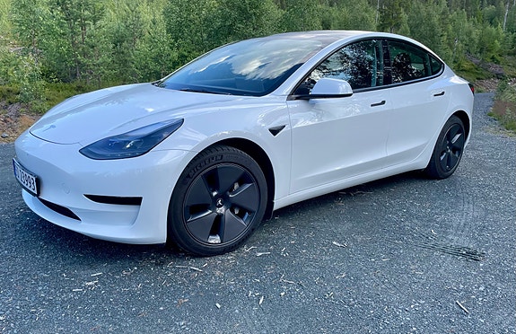 Bruktbil til salgs: Tesla Model 3 - 2021 - Hvit - 325 hk - Sedan | FINN.no