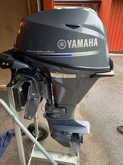 Til salgs: Sjelden Yamaha 20 hk med El-start og El tilt | FINN.no