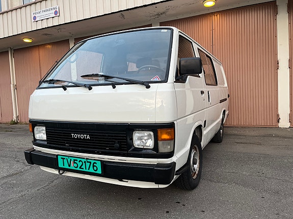 Bruktbil til salgs: Toyota HiAce - 1987 - Hvit - 100 hk - Kasse | FINN.no