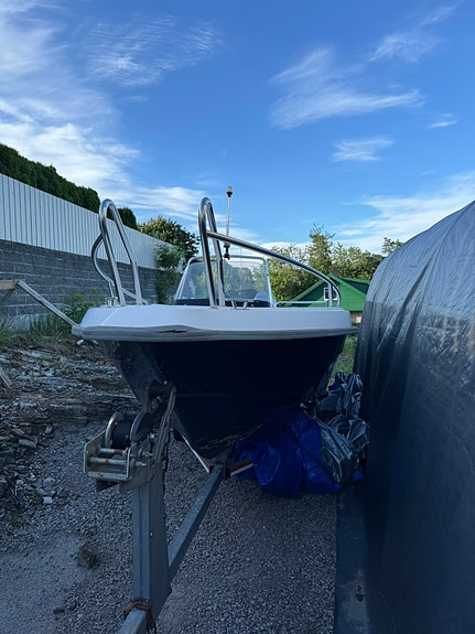 Til salgs: Uttern 4602 Exclusive - 1998 | FINN.no