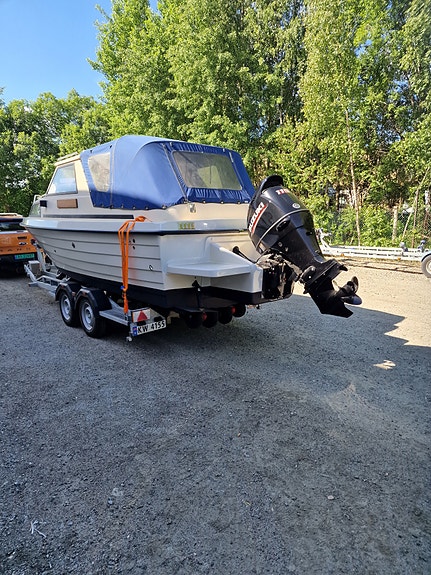 Til salgs: Uttern Uttern 6300 - 1987 | FINN.no