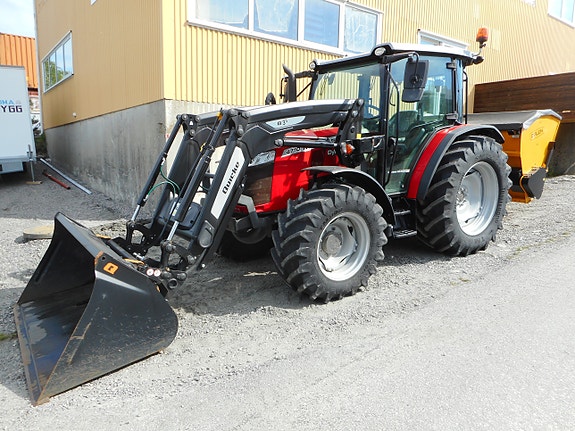 Til salgs: Massey Ferguson MF 4710M Dyna2 - 2021 - 102 hk | FINN.no