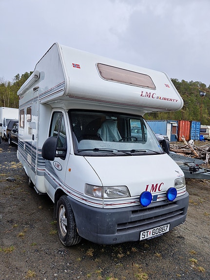 Bobil til salgs: LMC Liberty - 2002 - Alkove - 84 hk - 2 l | FINN.no